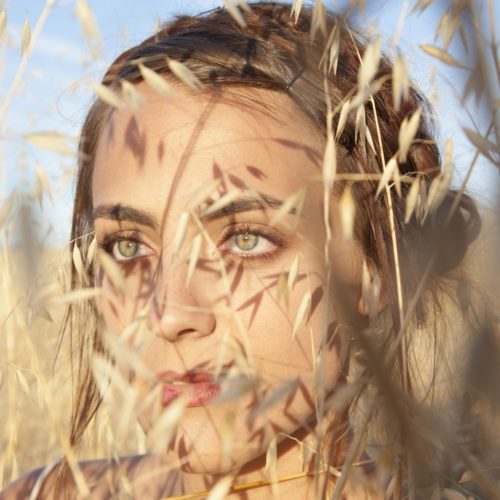 Exclusive Track Premiere: 'Mirage Dreams,' Breanna Barbara - Interview ...