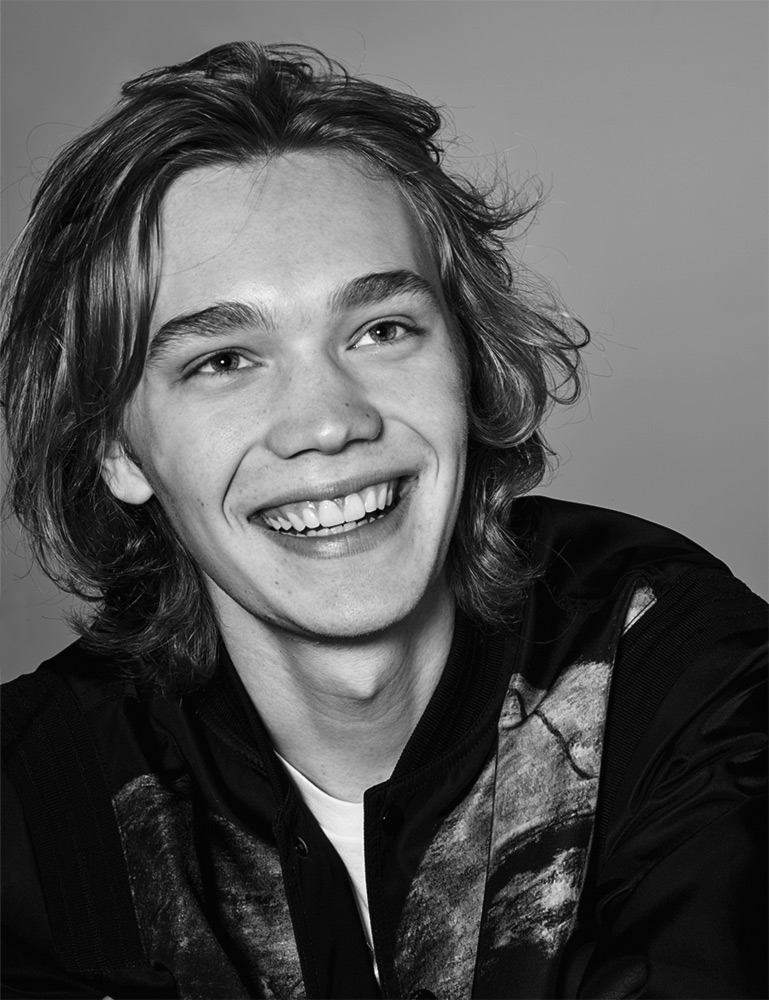Young actor Charlie Plummer is only in hard to watch films - Interview ...