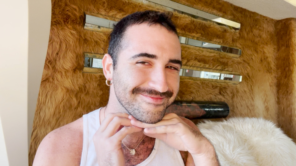 Jordan Firstman Tries A New Impersonation: Earring Expert