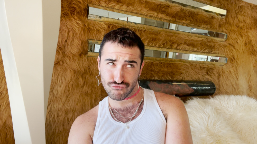 Jordan Firstman Tries A New Impersonation: Earring Expert