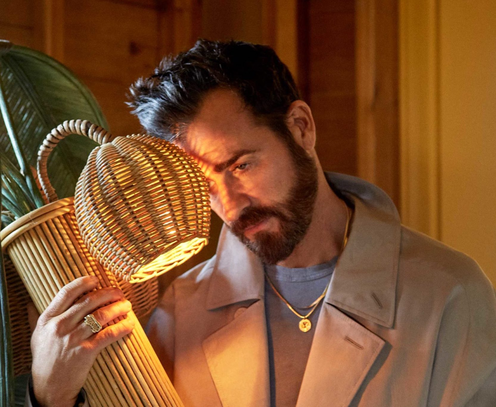 Justin Theroux on Tabloids, Open Tabs, and Real New Yorkers