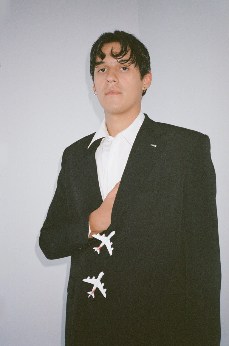 Omar Apollo Is Ready to Belt His Heart Out
