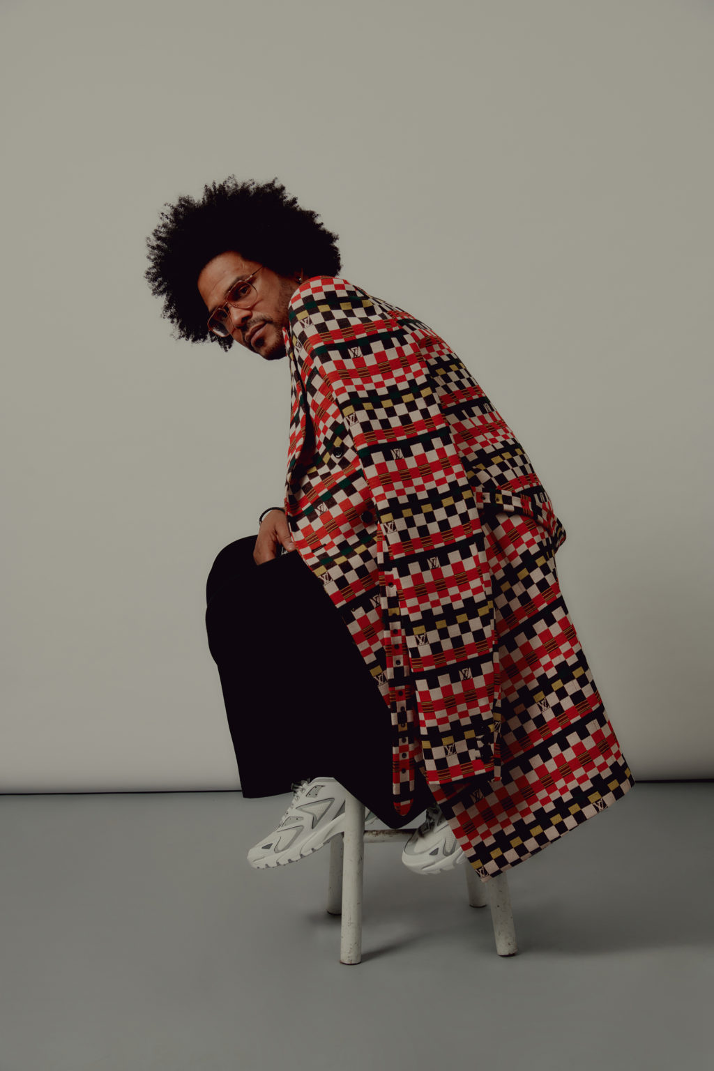 Maxwell Remembers the Onslaught of Fame: "So Much Was Coming at Me"