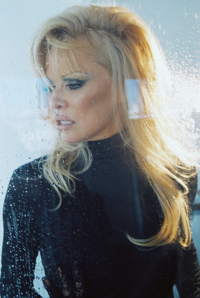 Pamela Anderson Tells Ronan Farrow How She Survived Hollywood