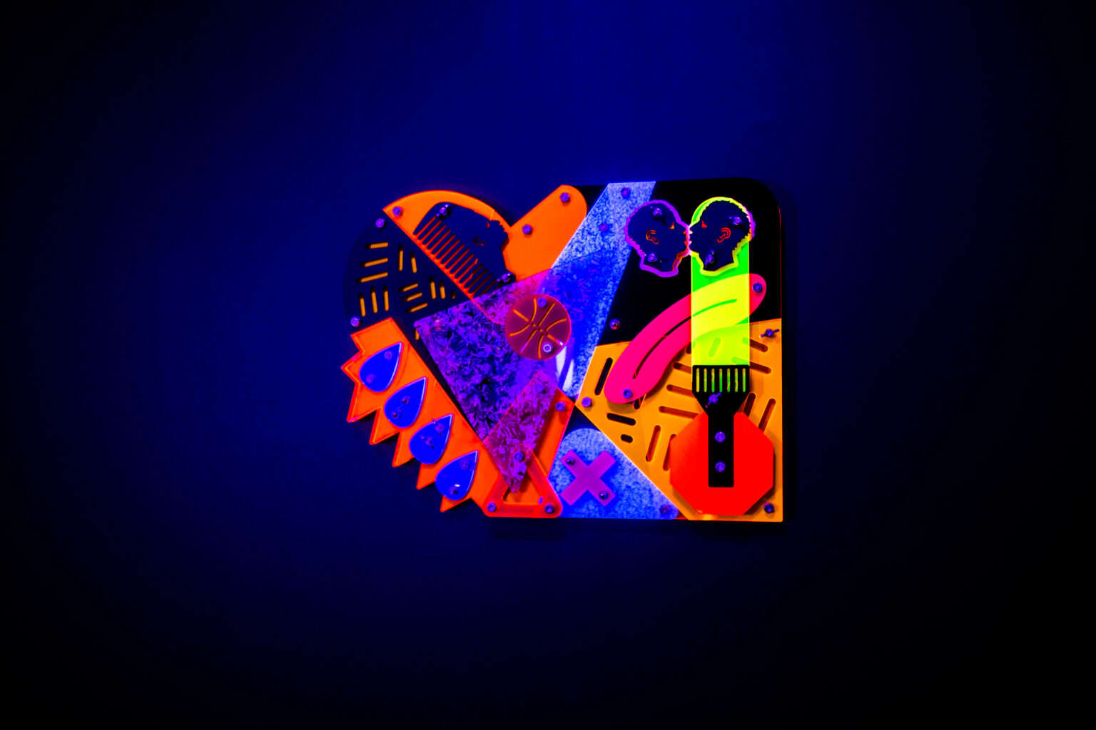 Meet Damien Davis, the Sculptor Who is "Laying the Trap"