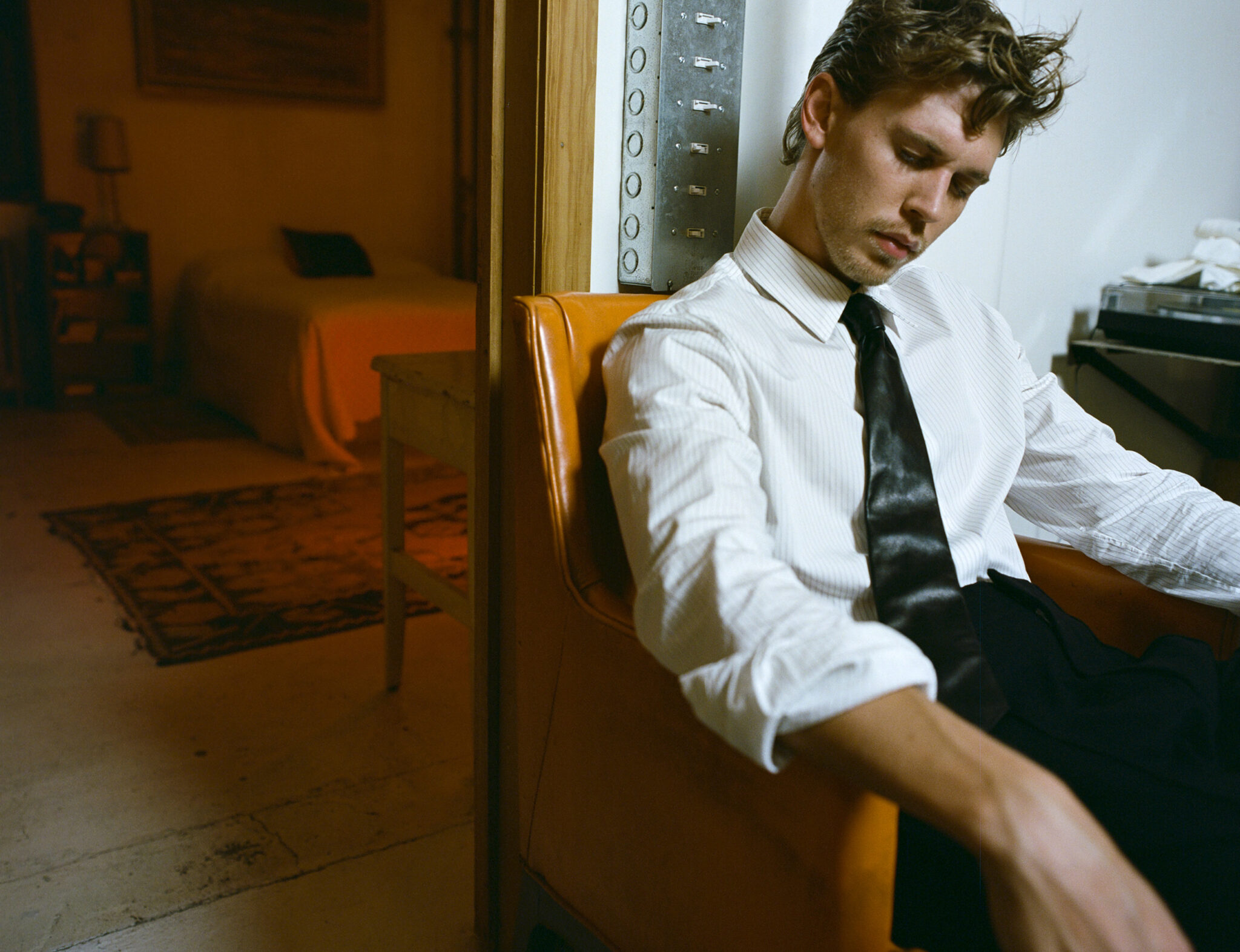 Austin Butler Cleans Up