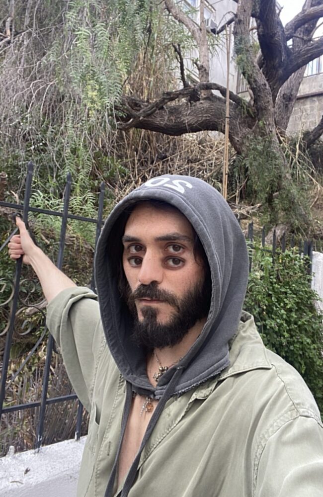 Singer-Songwriter Loren Kramar Is Taking Notes from Mickey Mouse