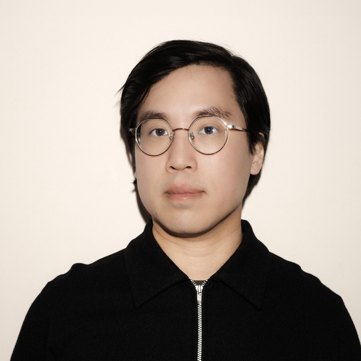 Leah Abrams's Instagram, Twitter & Facebook on IDCrawl