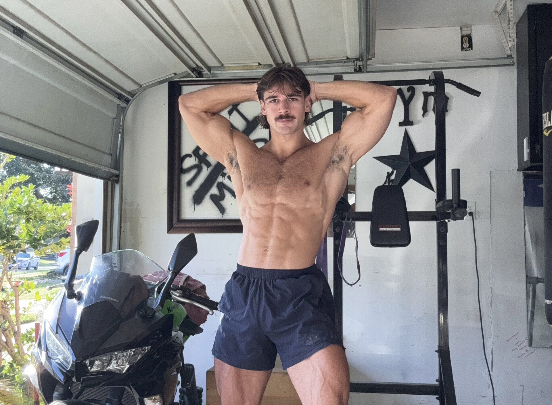 Meet Wesley Glouchkov, TikTok's Most Devoted Fitfluencer