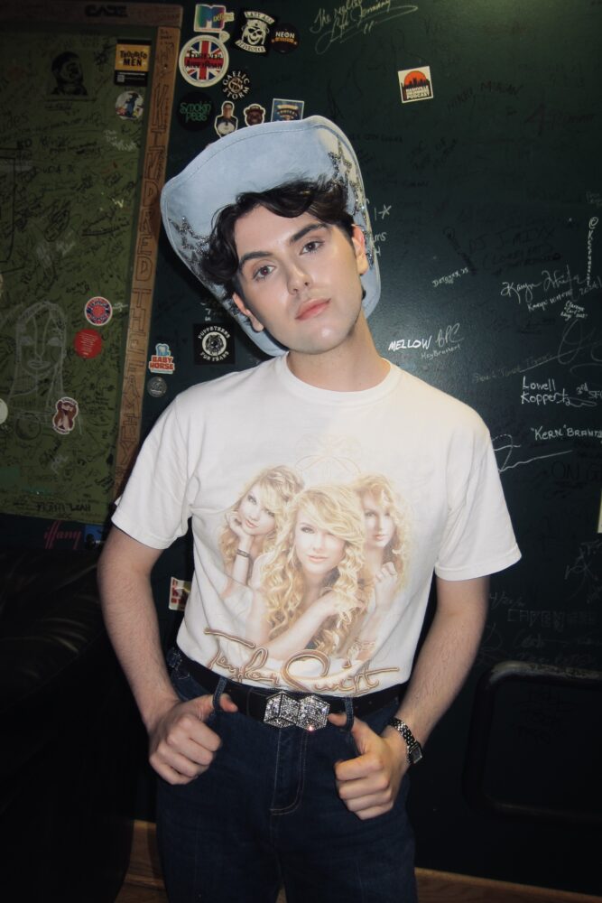 The Swiftologist Has a Message For Gaylor Conspiracy Theorists